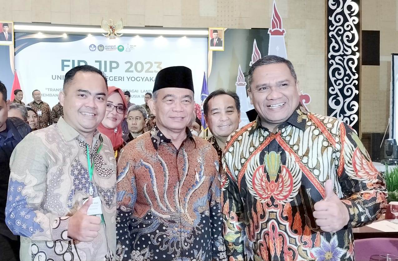 Forum FIP-JIP 2023 di Yogyakarta, Dosen Penmas FIP UNG Paparkan Indeks Pendidikan - FIP UNG
